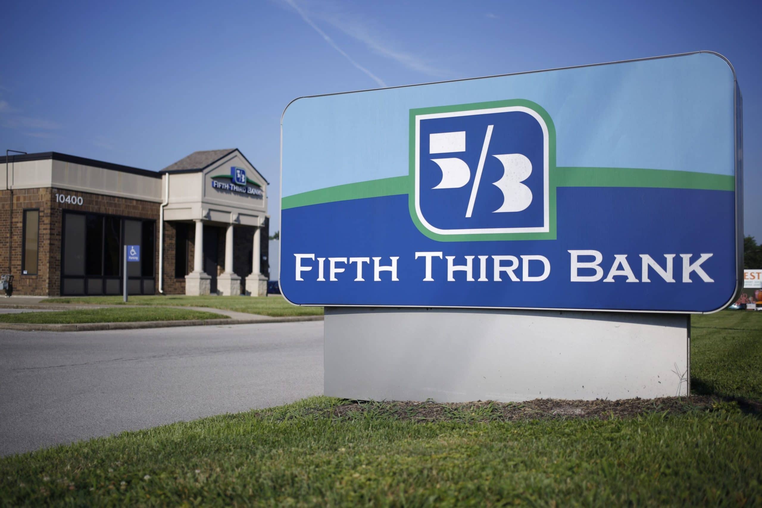 Fifth Third logs 23% YoY growth in auto in Q2 - Auto Finance News