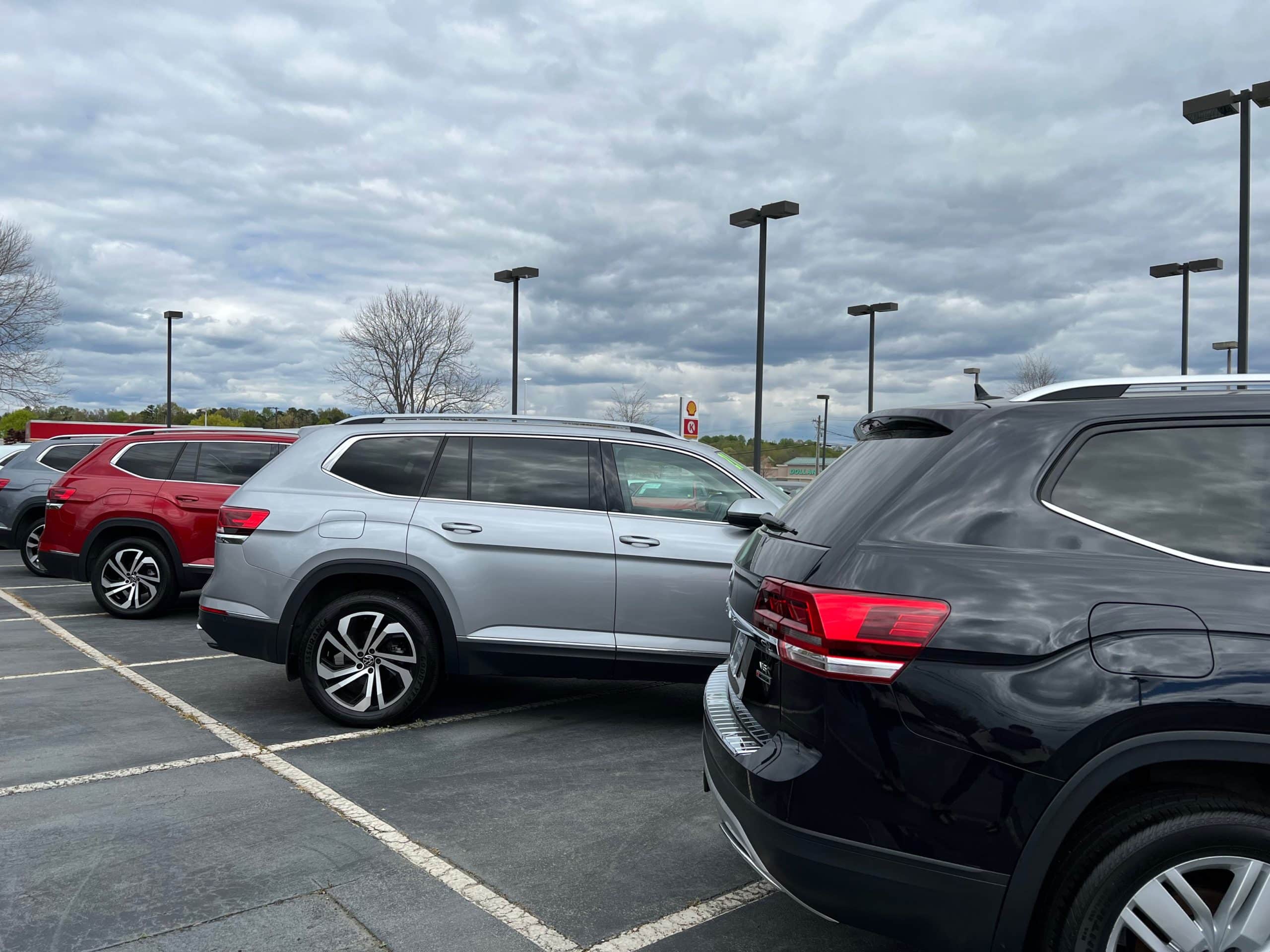 AutoNation pursues captive - Auto Finance News