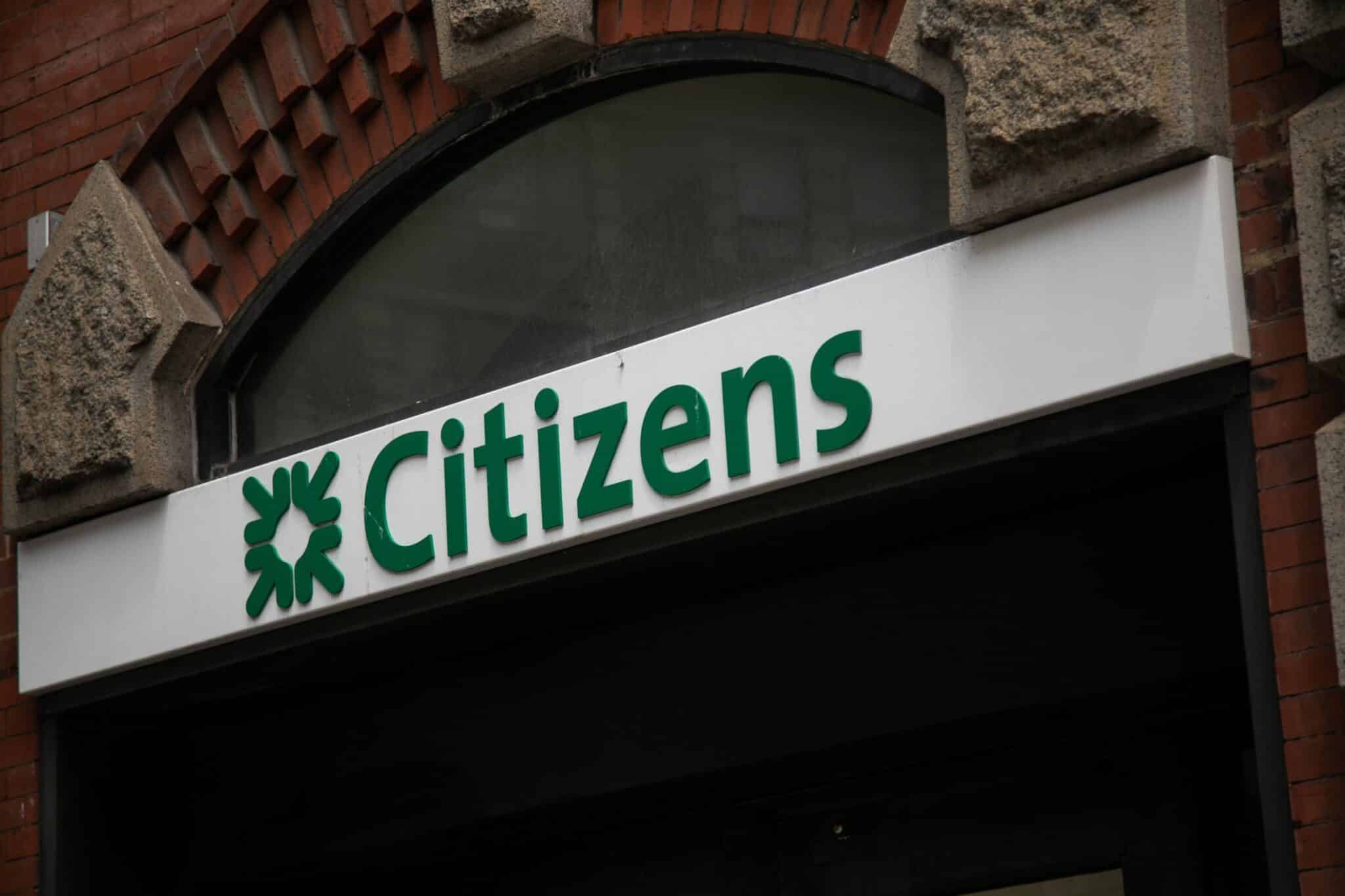 Citizens Financial auto book runs off 25% - Auto Finance News